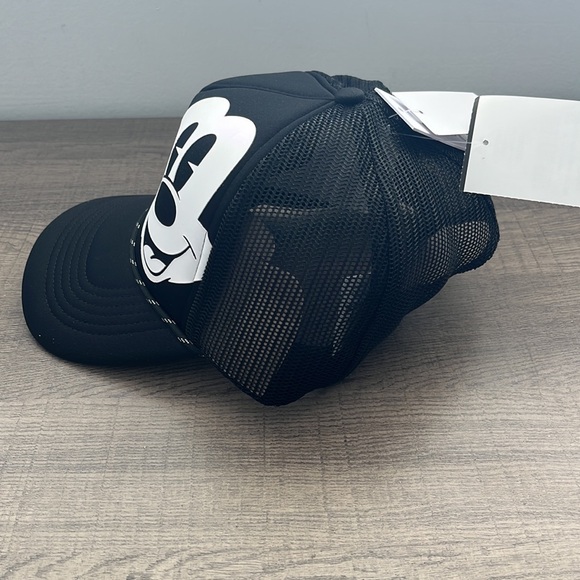 Neff | Accessories | Neff X Disney Mickey Mouse Limited Edition ...